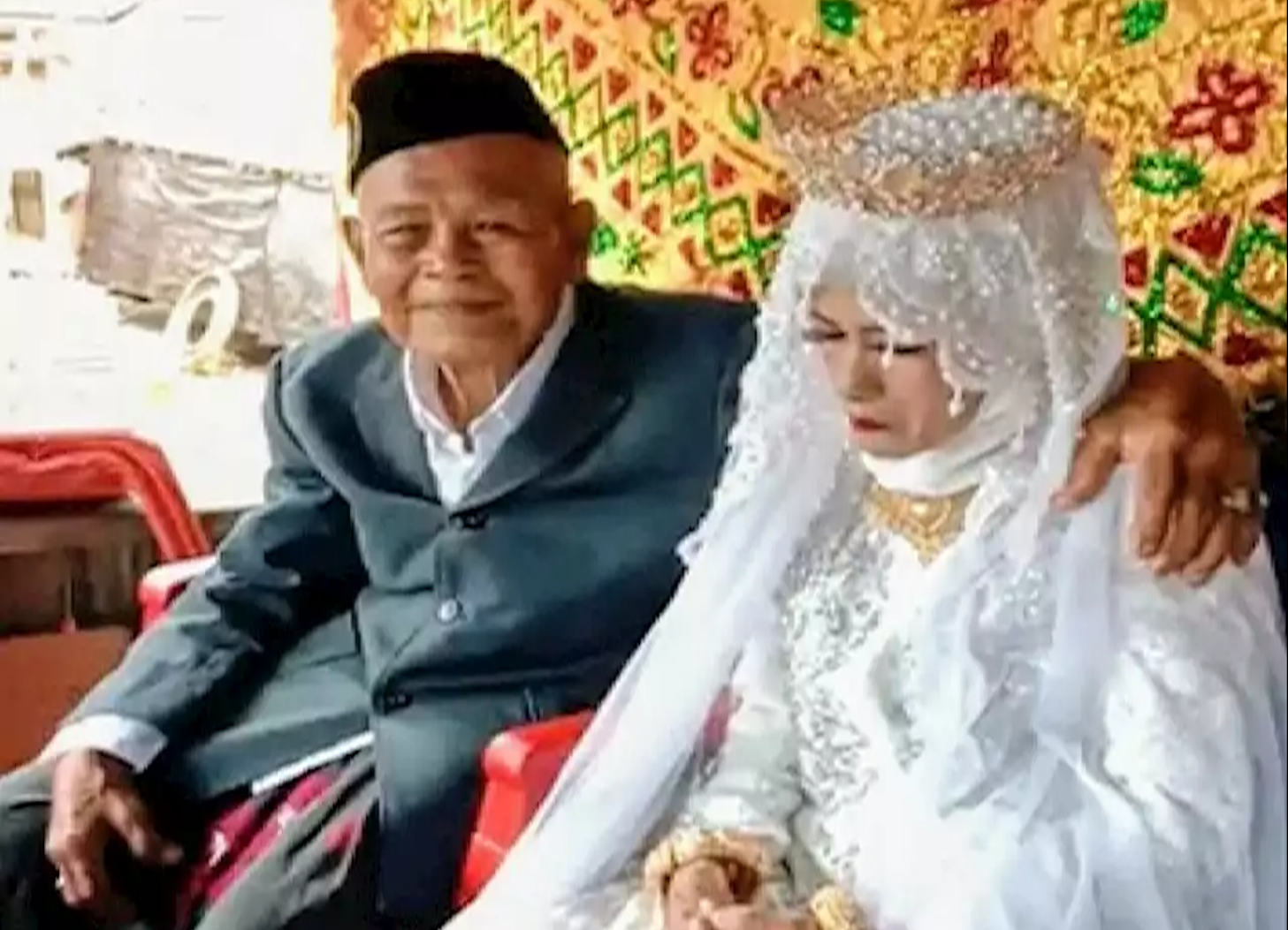 Nikahi Perawan Usia 30 Tahun Kakek 103 Tahun Ini Ternyata Bukan Orang