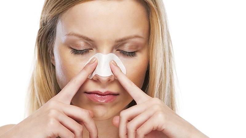 Tips Menghilangkan Komedo Putih dan Komedo Hitam - TIKTAK.ID