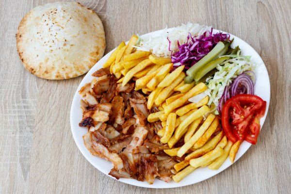Resep Doner Kebab Ayam Khas Turki, Pakai Roti Pita - TIKTAK.ID