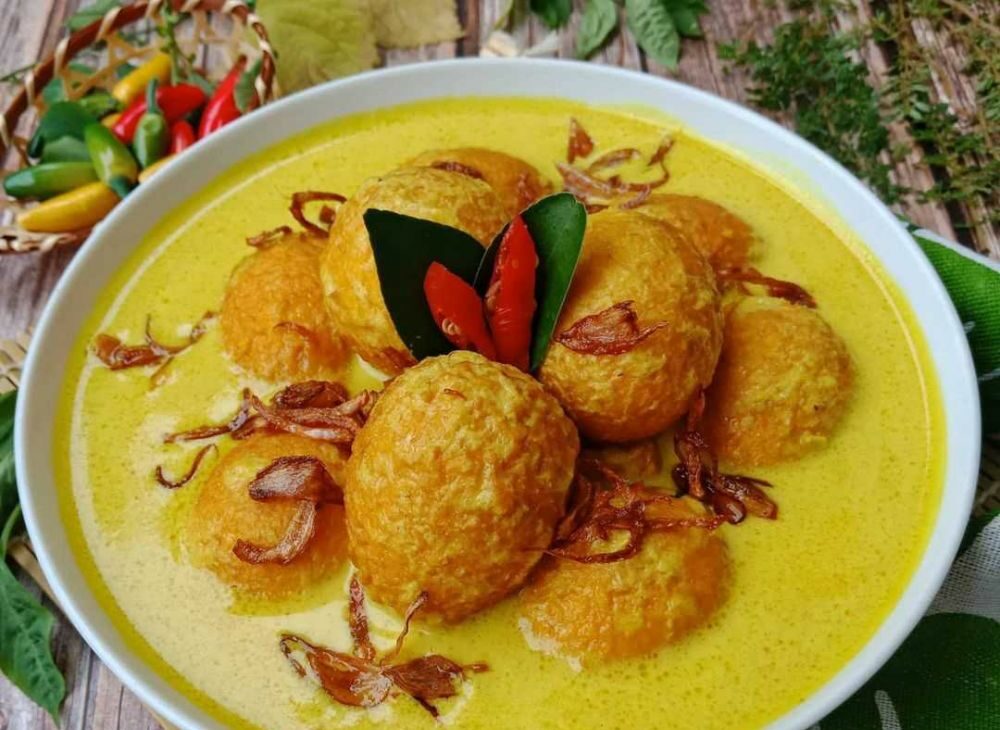 Resep Opor Telur Ayam, Gurih dan Sedap - TIKTAK.ID