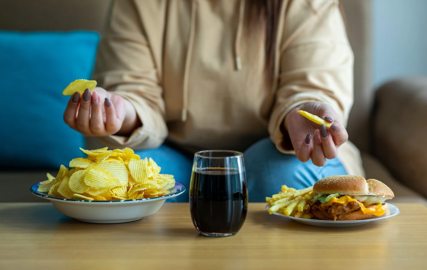 Tips Atasi Emotional Eating - TIKTAK.ID