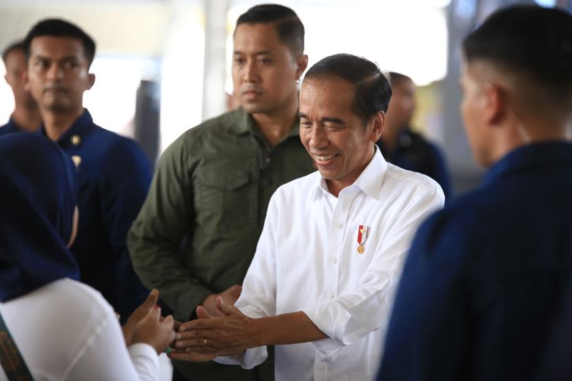 Respons Soal Anomali Quick Count, Akademisi UGM: Harusnya PDIP Pecat Jokowi - TIKTAK.ID
