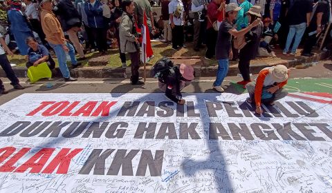 50 Tokoh Desak Sejumlah Ketum Parpol Gulirkan Hak Angket DPR Soal Kecurangan Pemilu - TIKTAK.ID